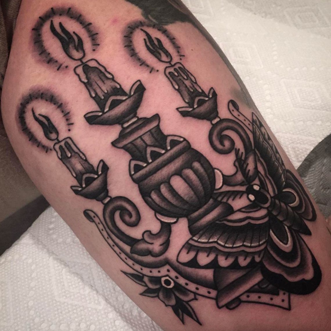 Becca Genné-Bacon's work is steeped in regality and poise, unapologetic